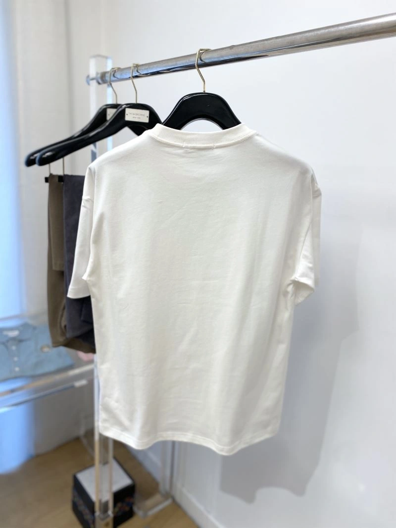 Low-cost Prada T-Shirts