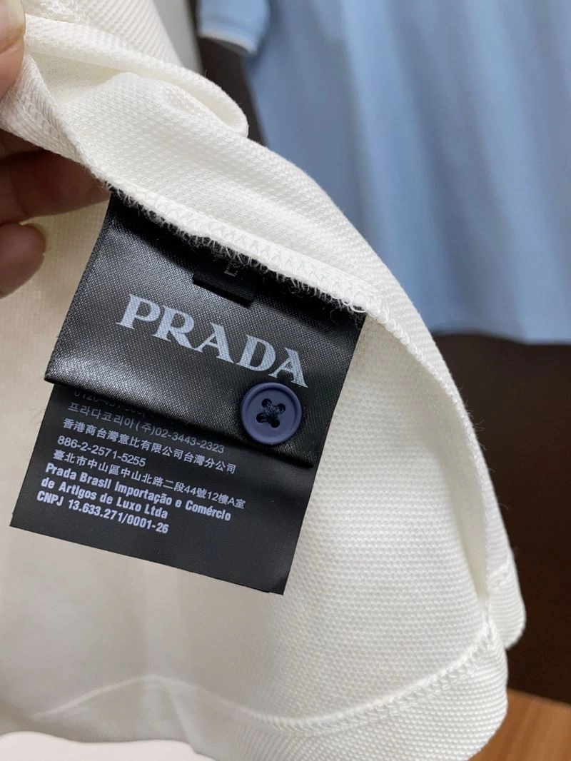 High fidelity Prada T-Shirts