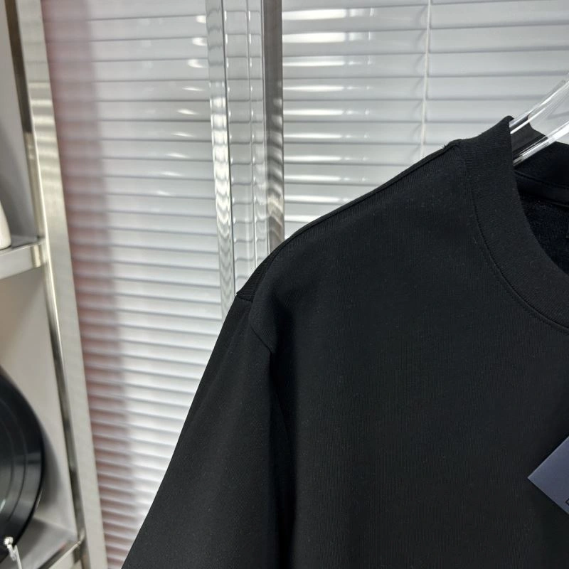 Bargain Prada T-Shirts
