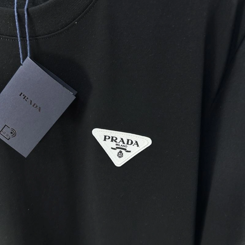 Bargain Prada T-Shirts