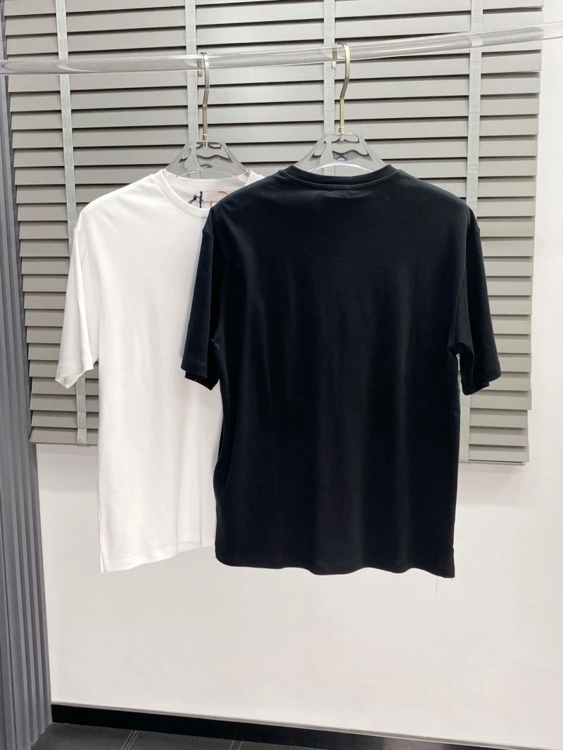 Inexpensive Prada T-Shirts