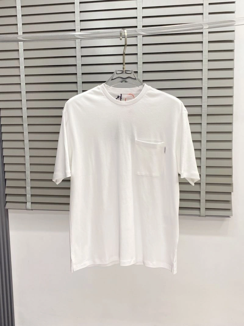 Inexpensive Prada T-Shirts