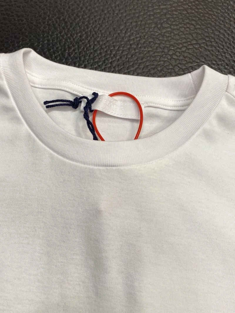 Inexpensive Prada T-Shirts