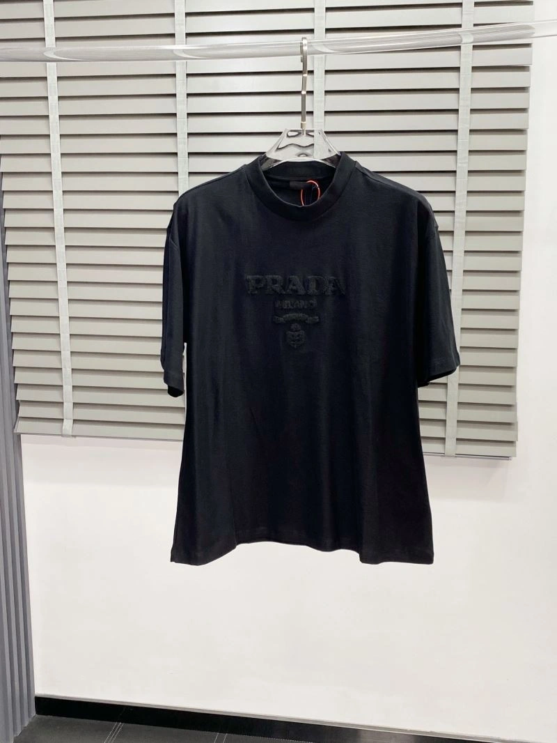 Inexpensive Prada T-Shirts