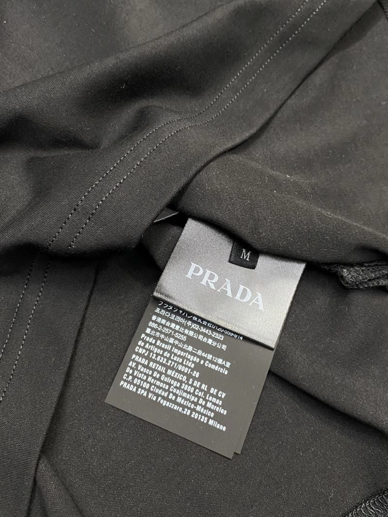 Bargain Prada T-Shirts