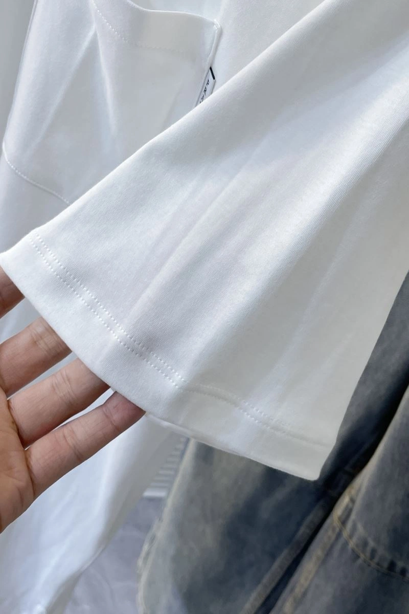 Low-cost Prada T-Shirts