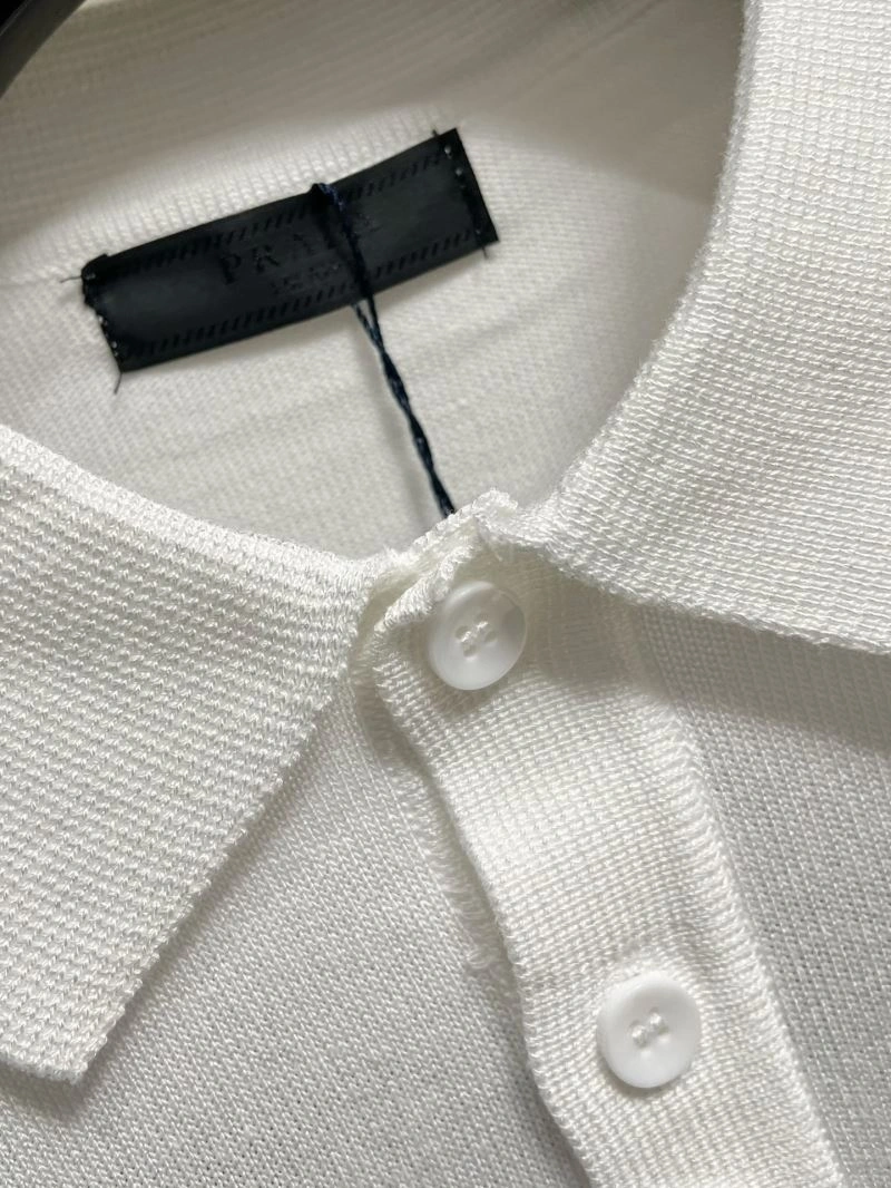 Discounted Prada T-Shirts