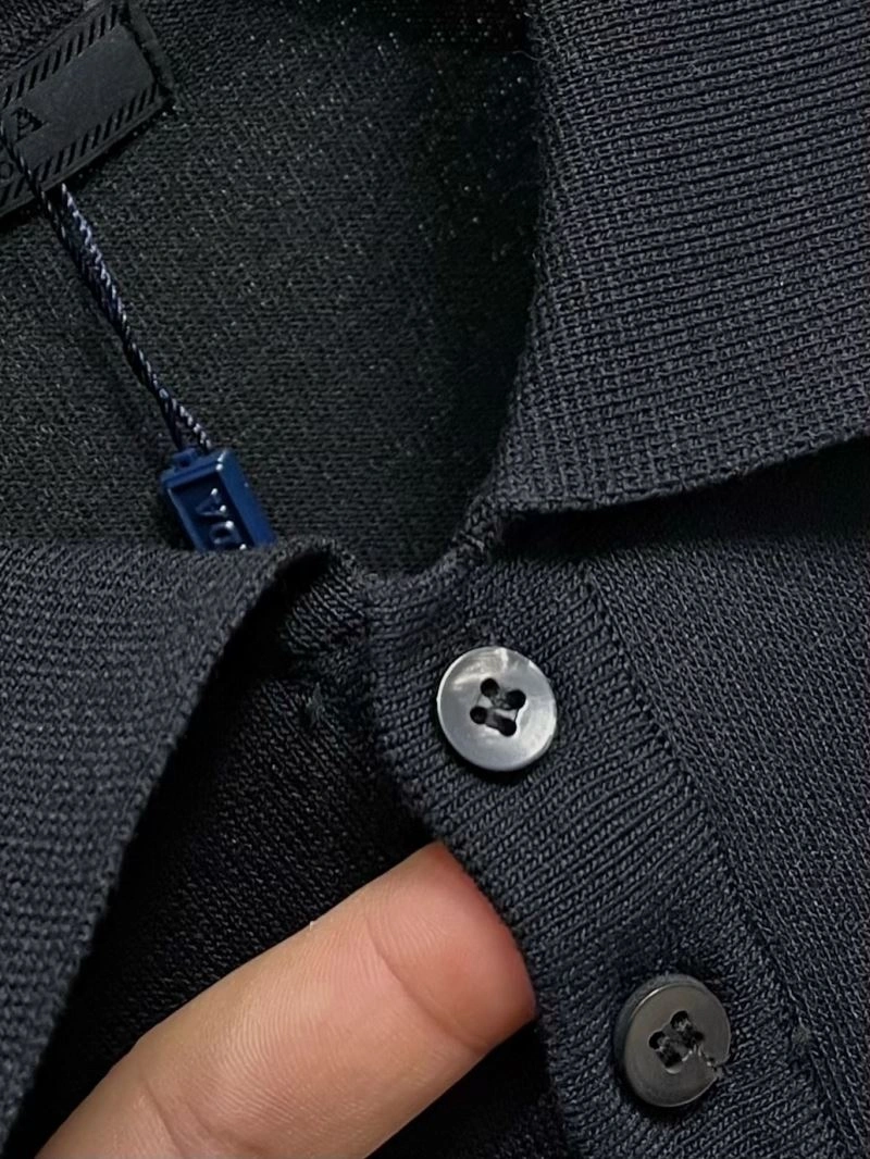 Cut-rate Prada T-Shirts