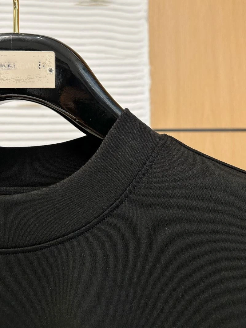Cut-rate Prada T-Shirts