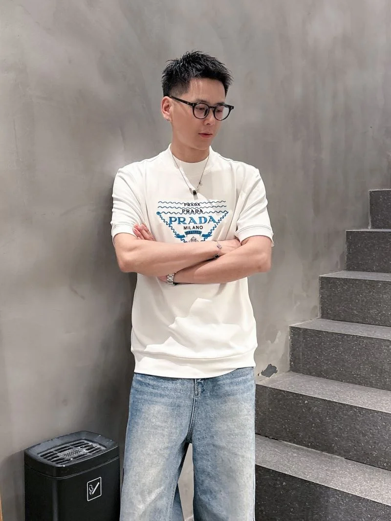 Exact replica Prada T-Shirts