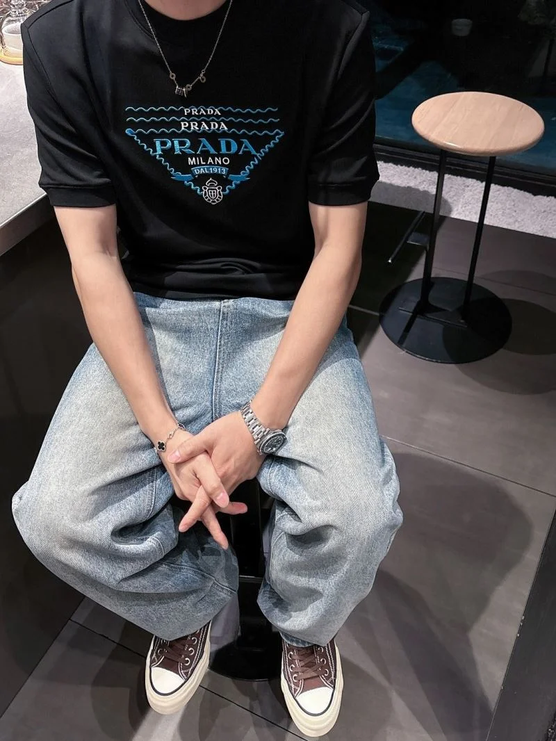 Inexpensive Prada T-Shirts