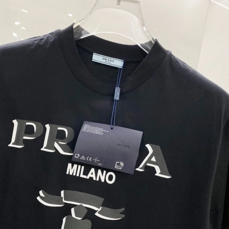 High fidelity Prada T-Shirts