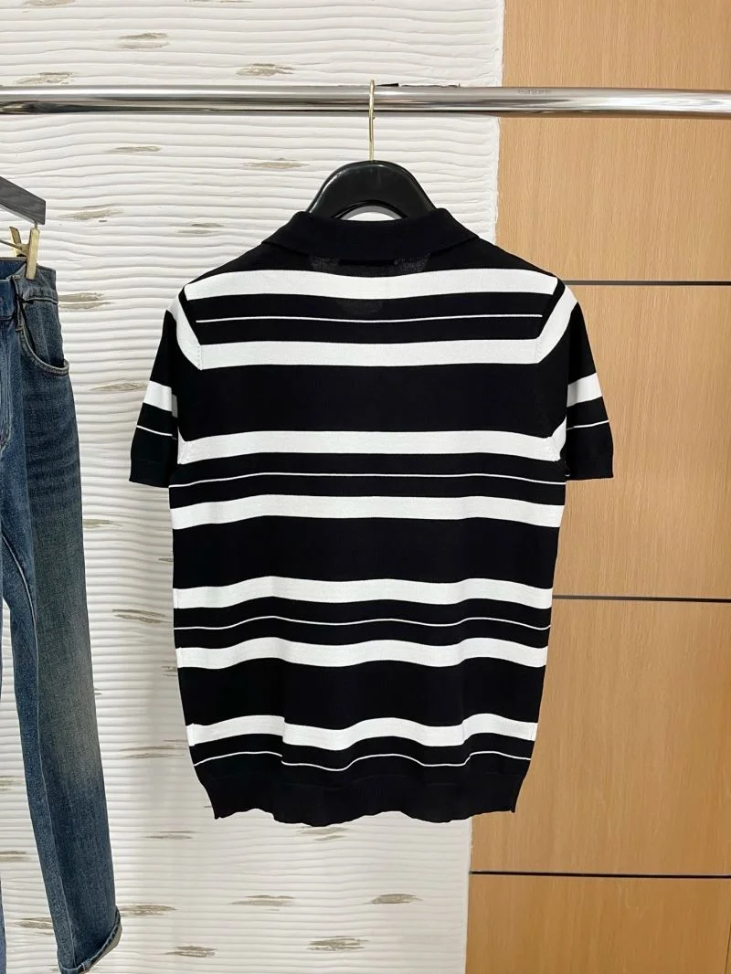 Cut-rate Prada T-Shirts