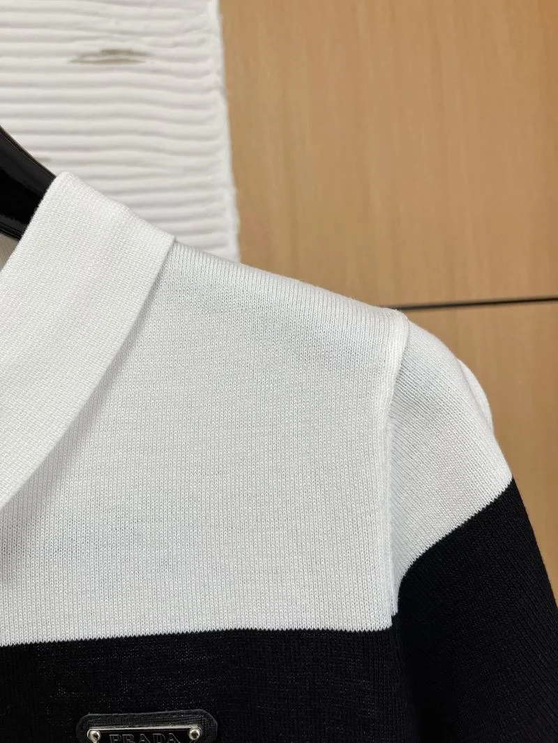 Bargain Prada T-Shirts