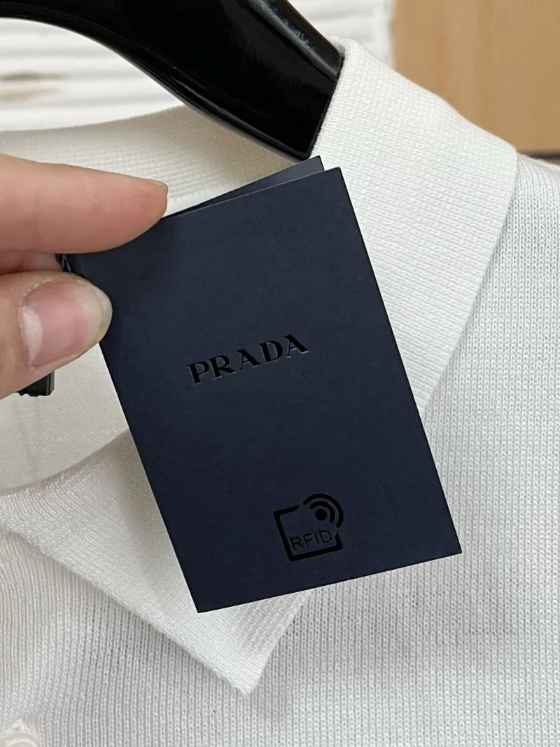 Bargain Prada T-Shirts
