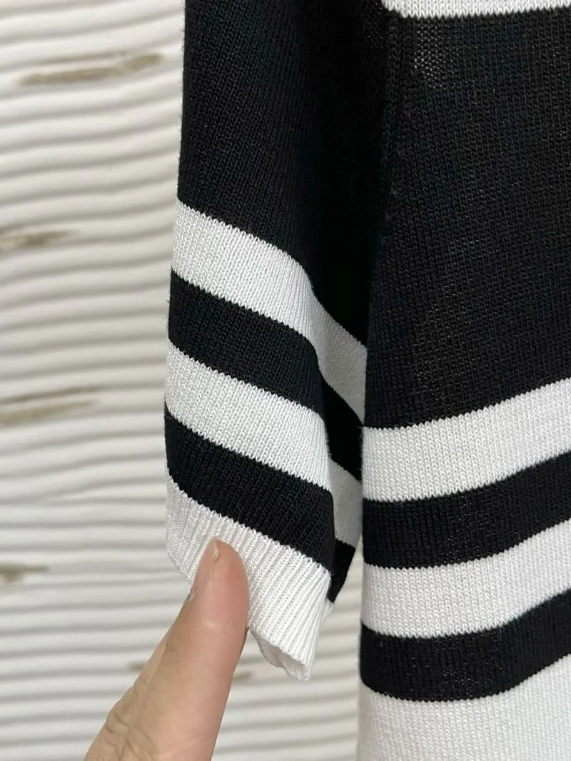 Bargain Prada T-Shirts