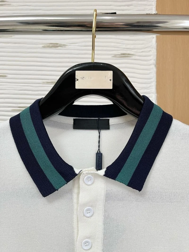 Low-cost Prada T-Shirts