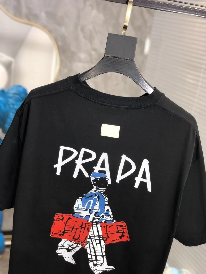 Accurate model Prada T-Shirts