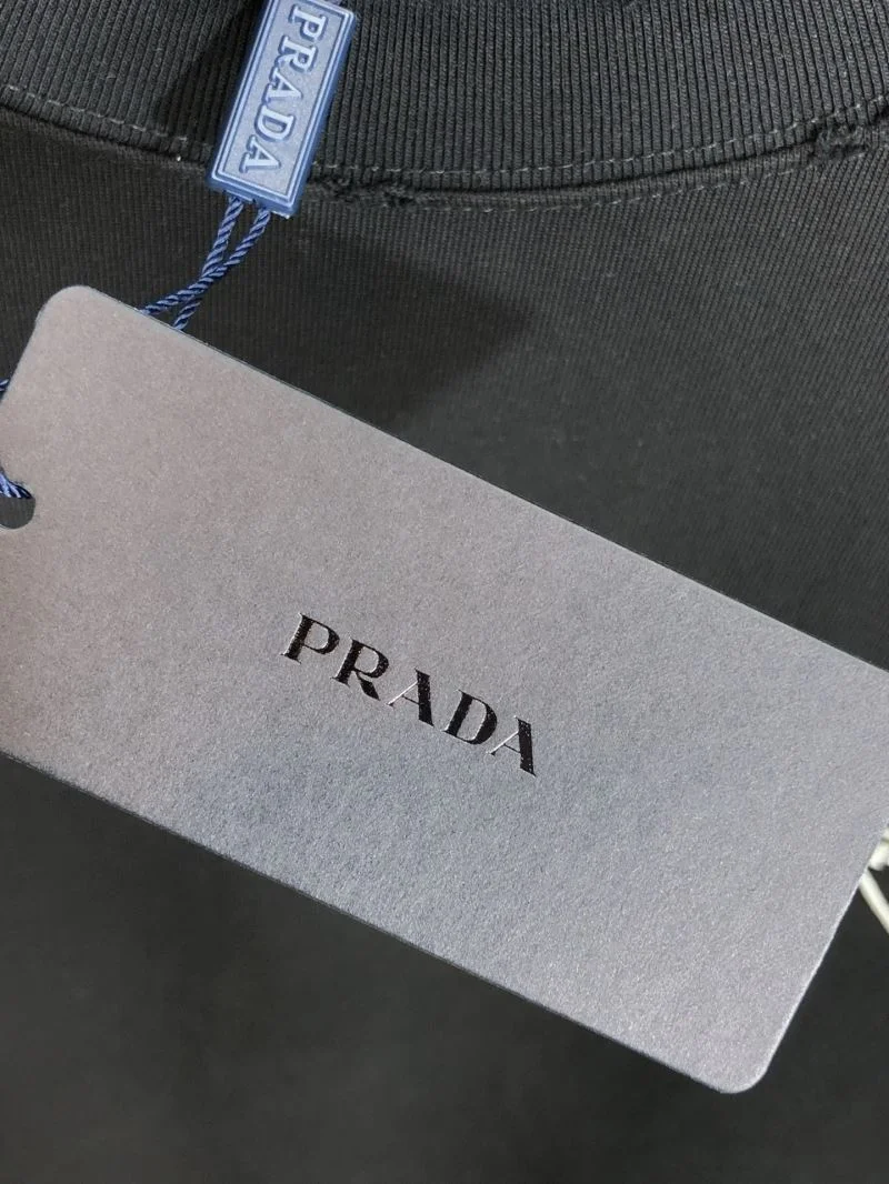 Accurate model Prada T-Shirts