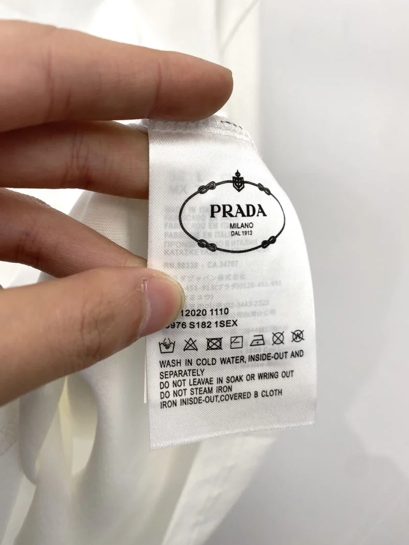 High fidelity Prada T-Shirts