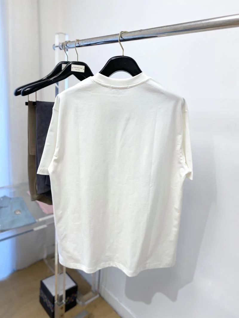 High fidelity Prada T-Shirts