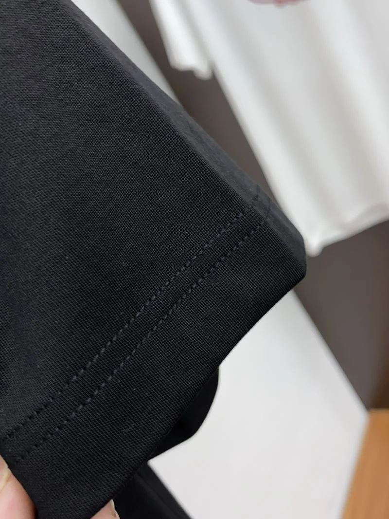Cut-rate Prada T-Shirts