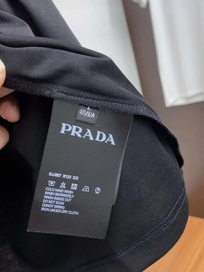 Cut-rate Prada T-Shirts