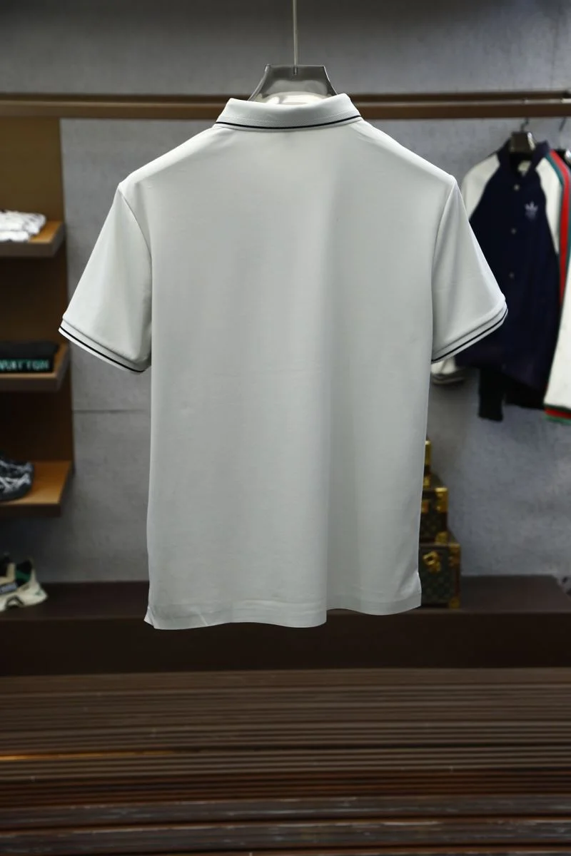 Factory-made Prada T-Shirts
