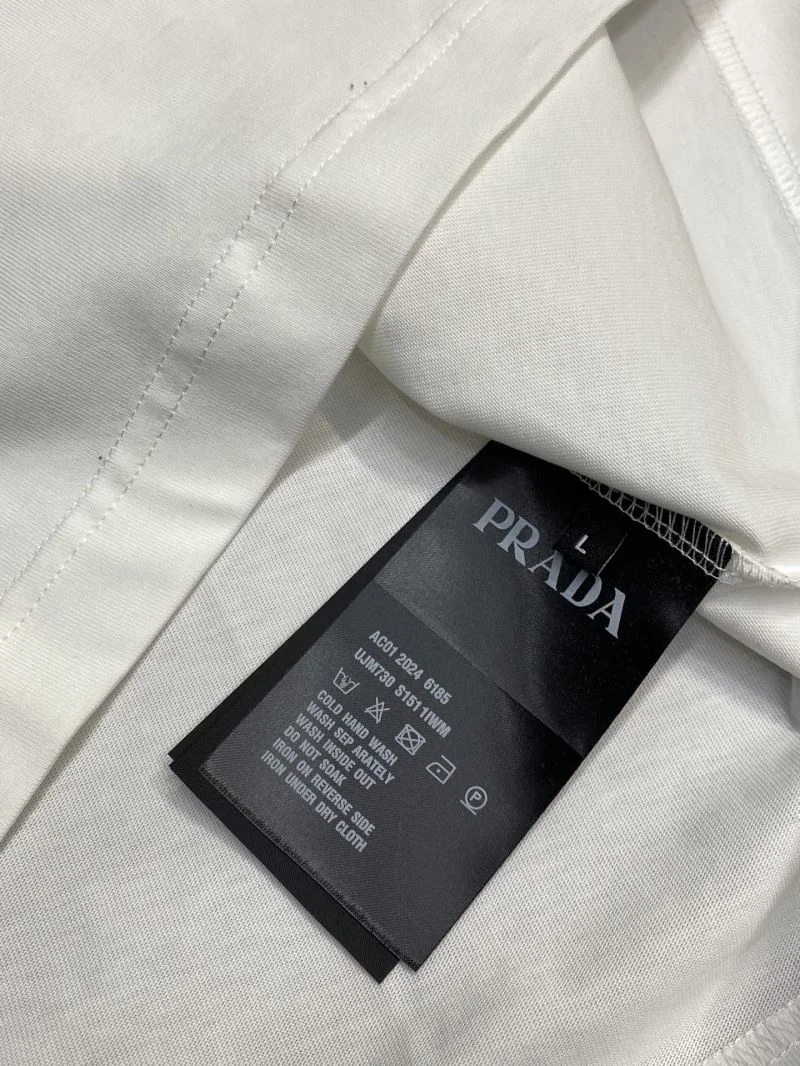 Accurate model Prada T-Shirts
