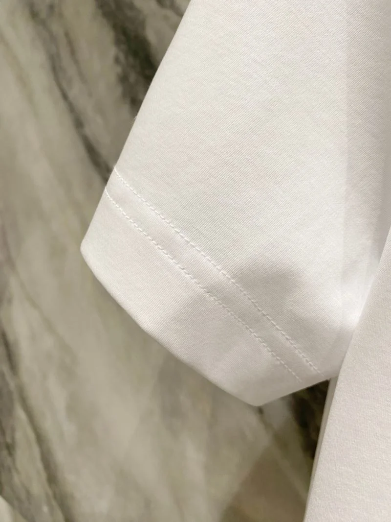Cut-rate Prada T-Shirts