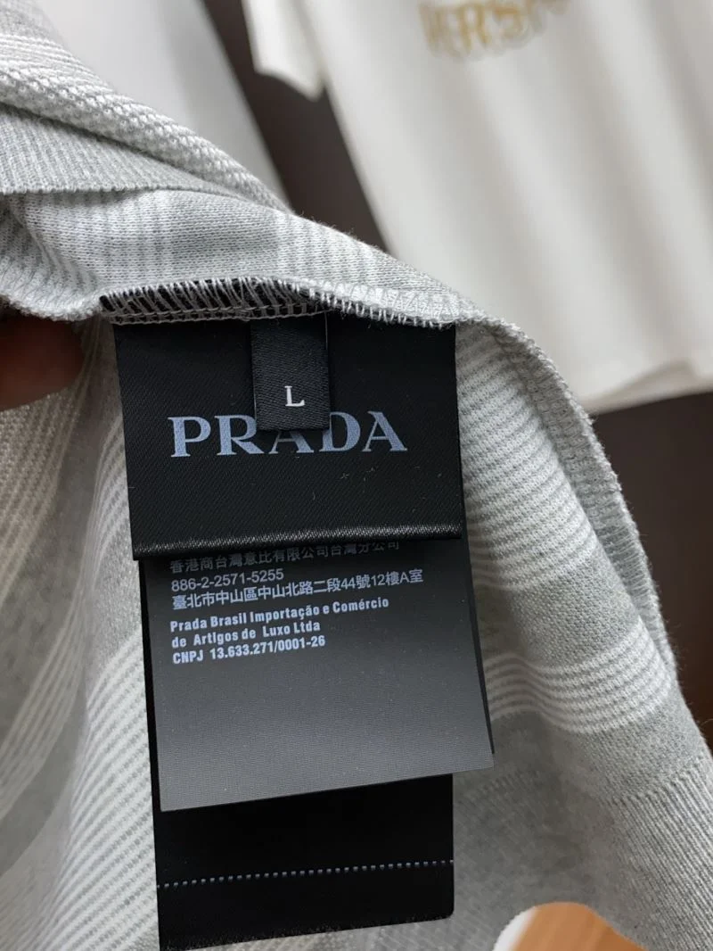 Factory-made Prada T-Shirts