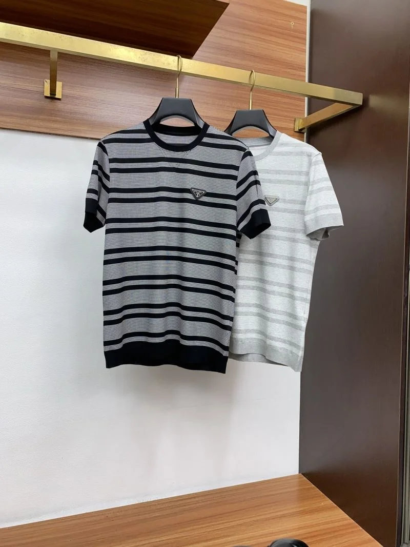 Factory-made Prada T-Shirts