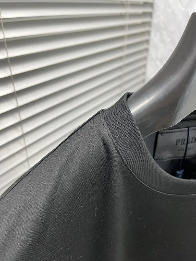 Bargain Prada T-Shirts