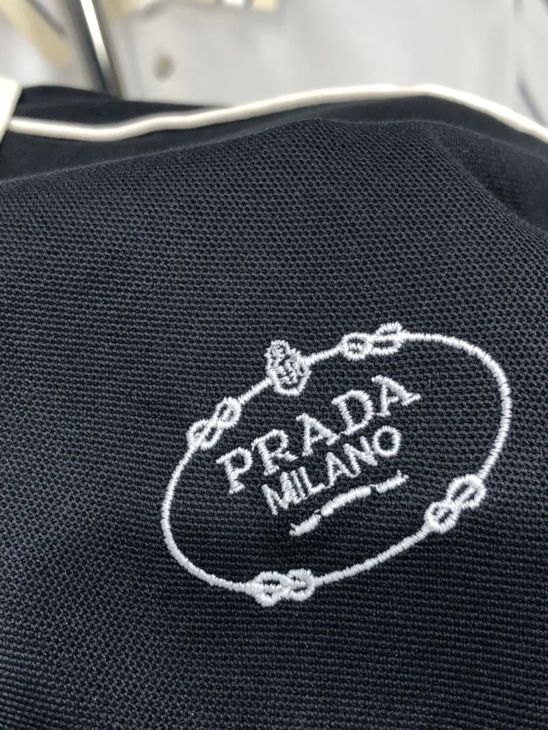 Low-cost Prada T-Shirts