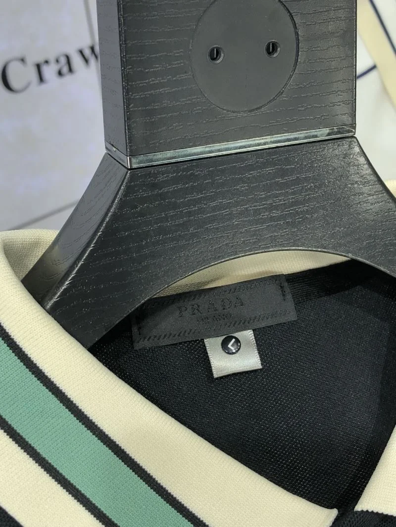 Low-cost Prada T-Shirts