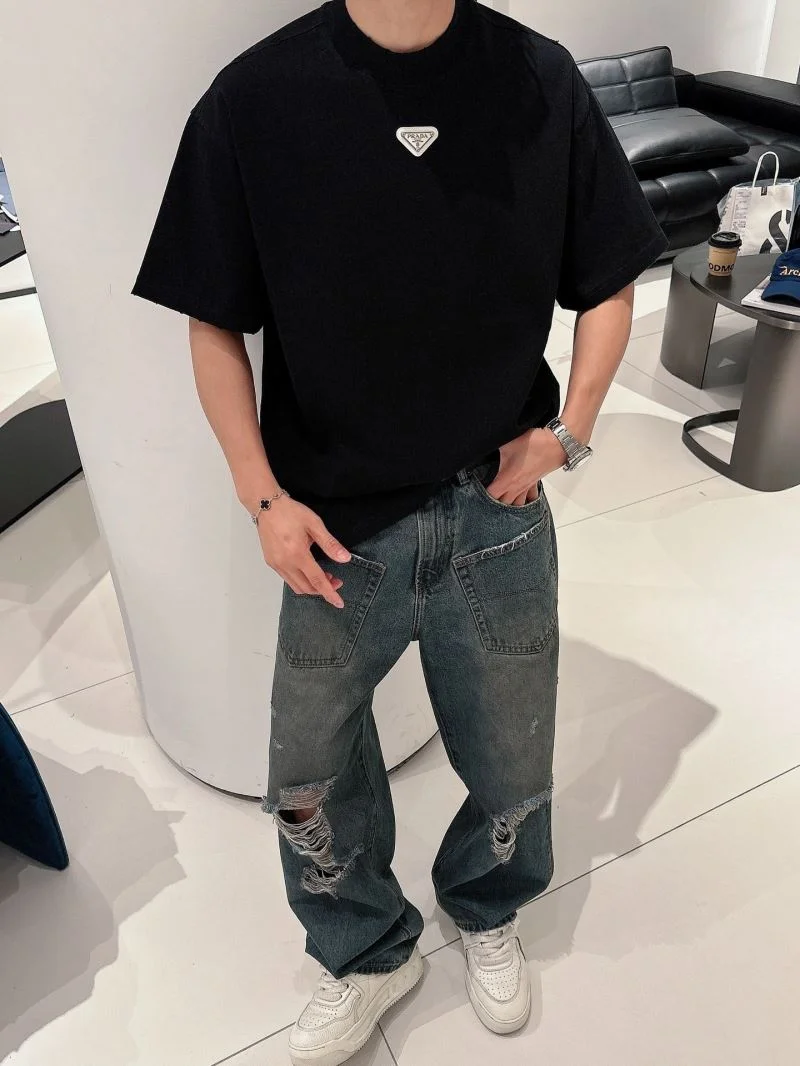 High fidelity Prada T-Shirts