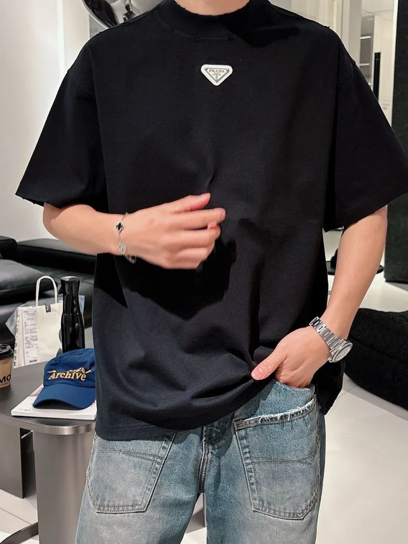 High fidelity Prada T-Shirts