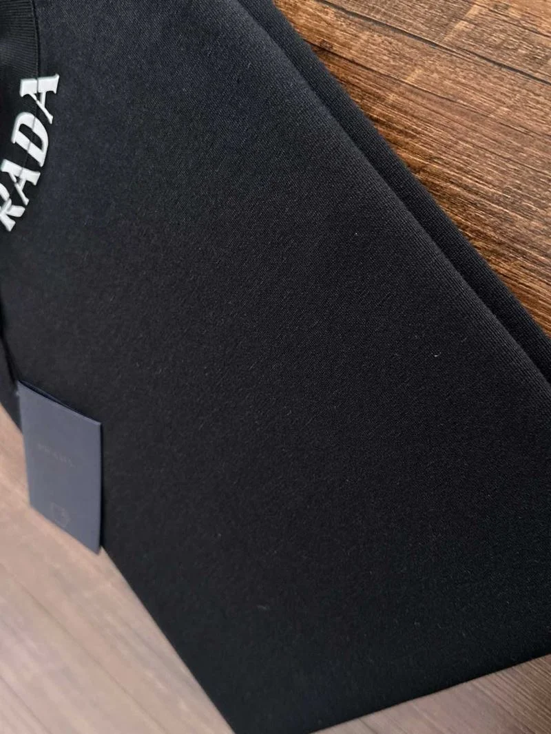 Low-cost Prada T-Shirts
