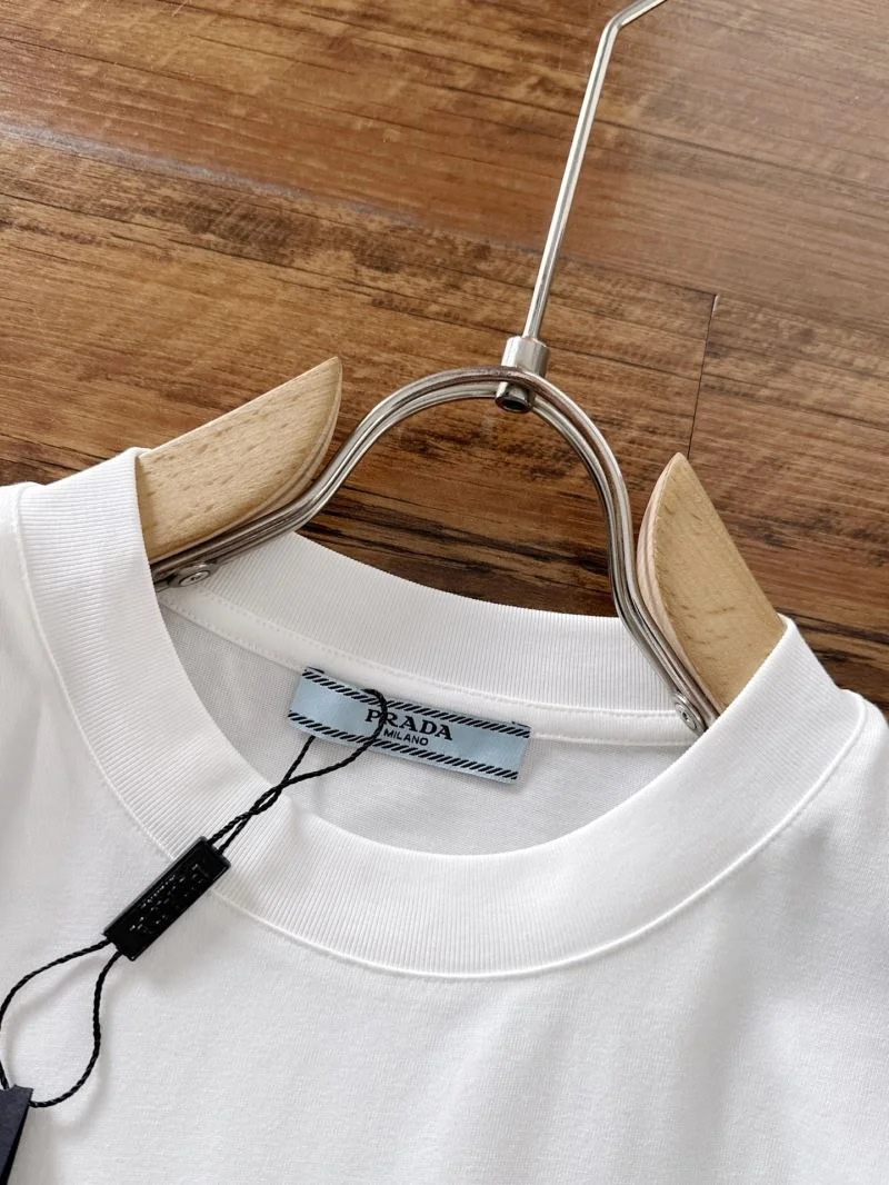 Bargain Prada T-Shirts