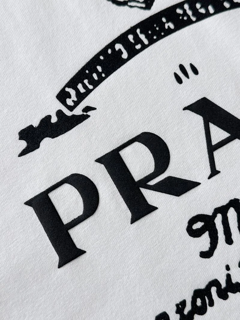 Bargain Prada T-Shirts
