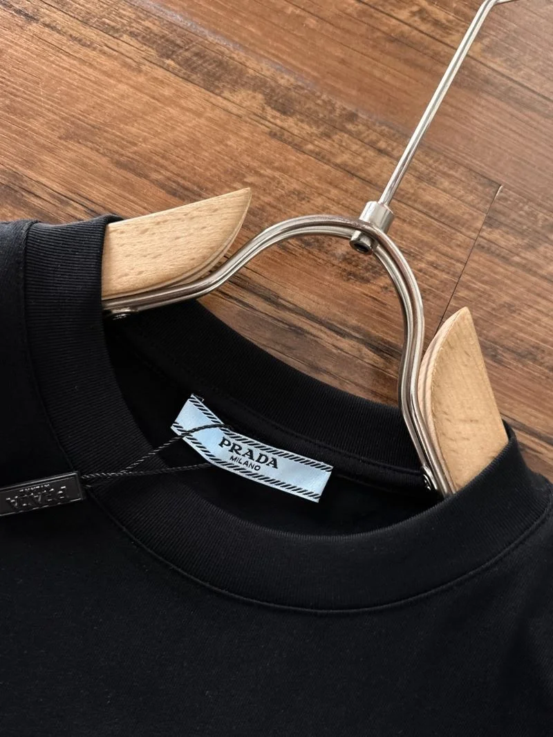 Bargain Prada T-Shirts