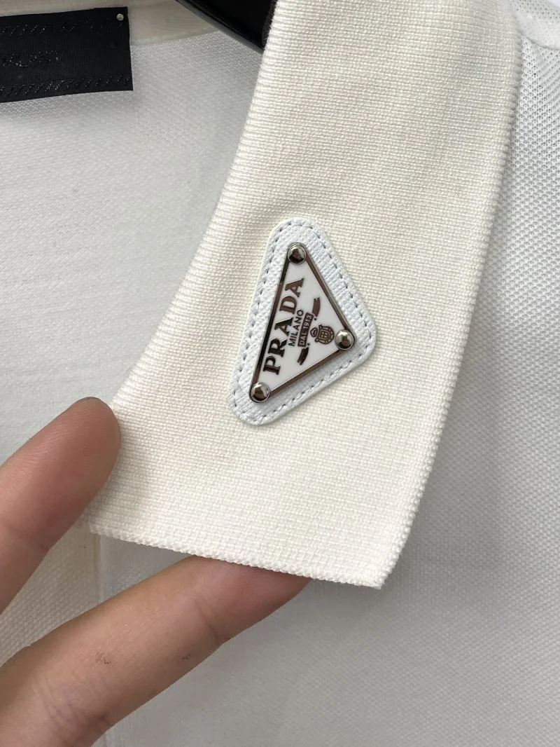 Factory-made Prada T-Shirts