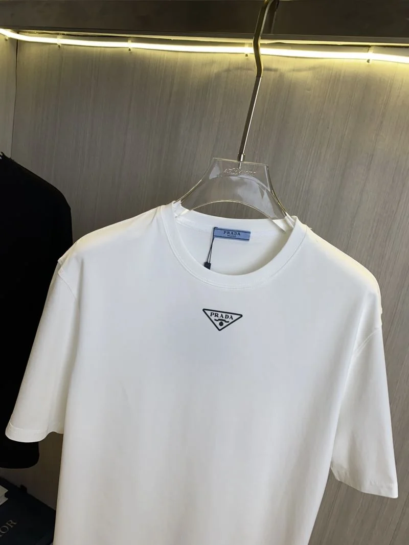 Inexpensive Prada T-Shirts