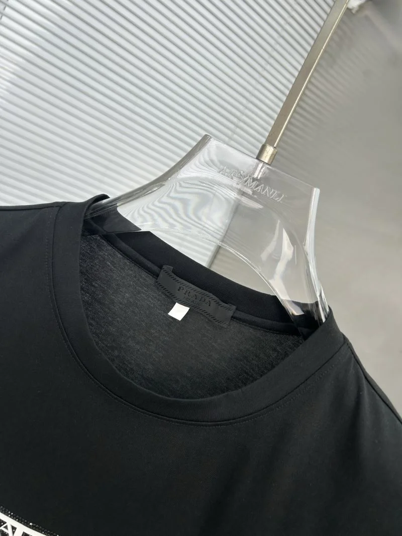 Inexpensive Prada T-Shirts