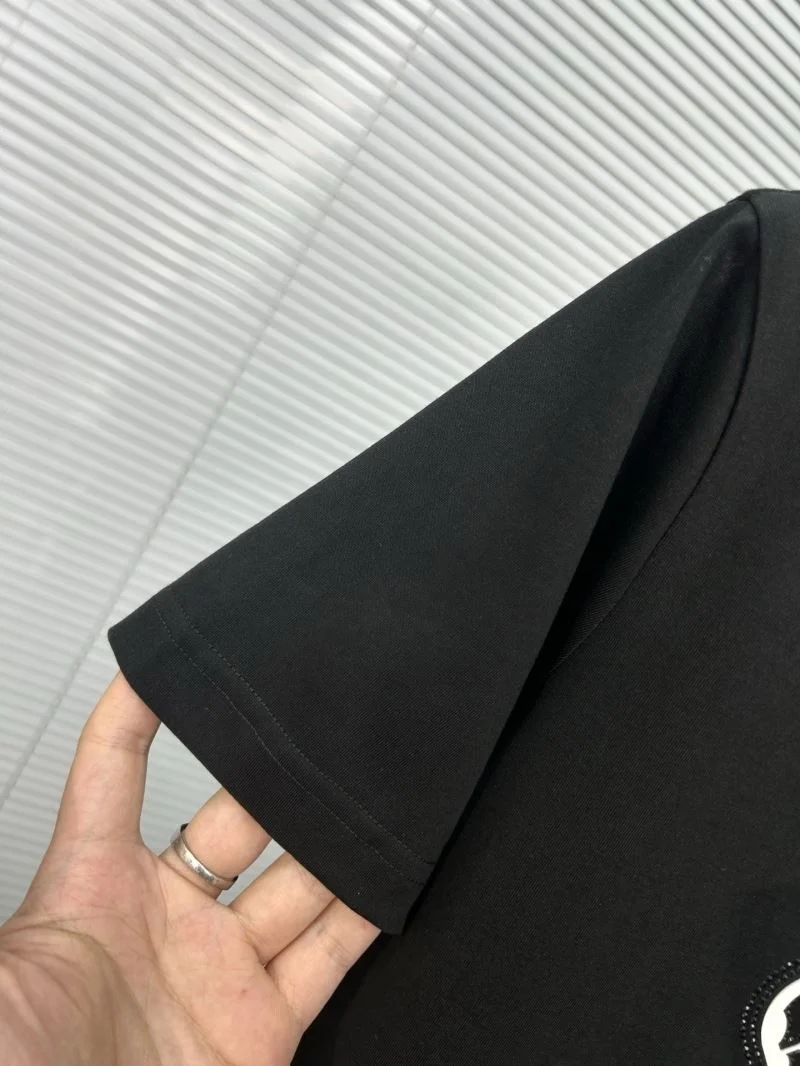 Inexpensive Prada T-Shirts