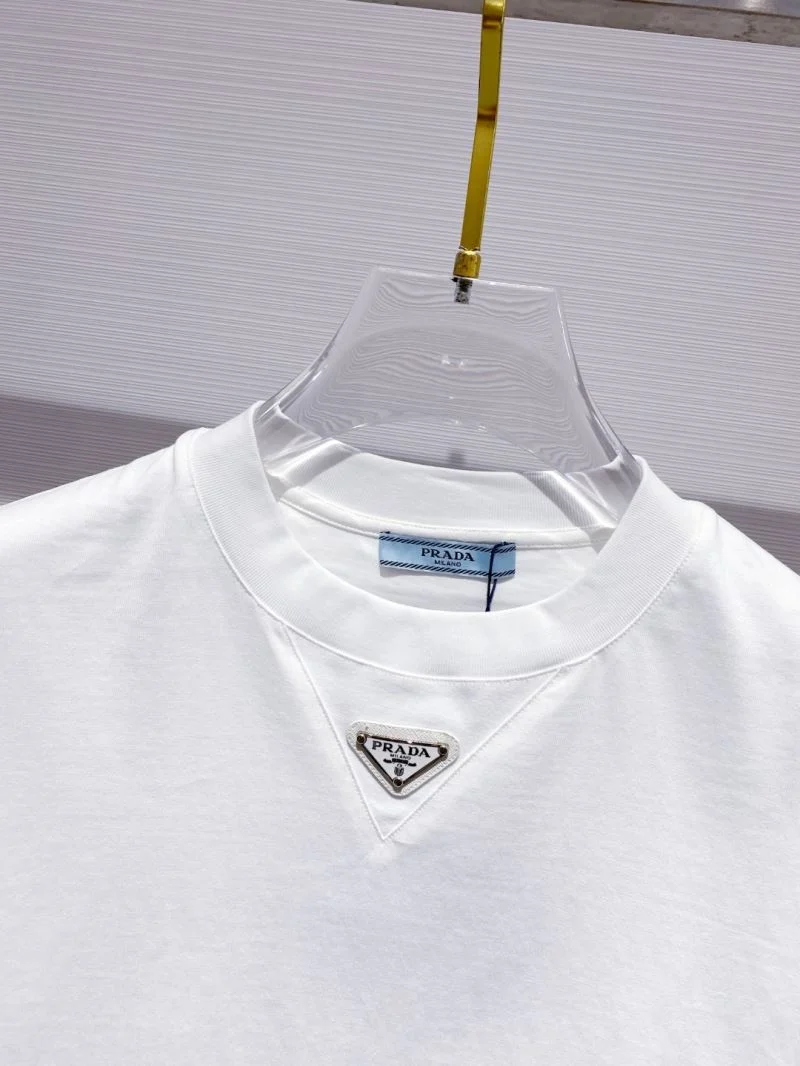 High fidelity Prada T-Shirts