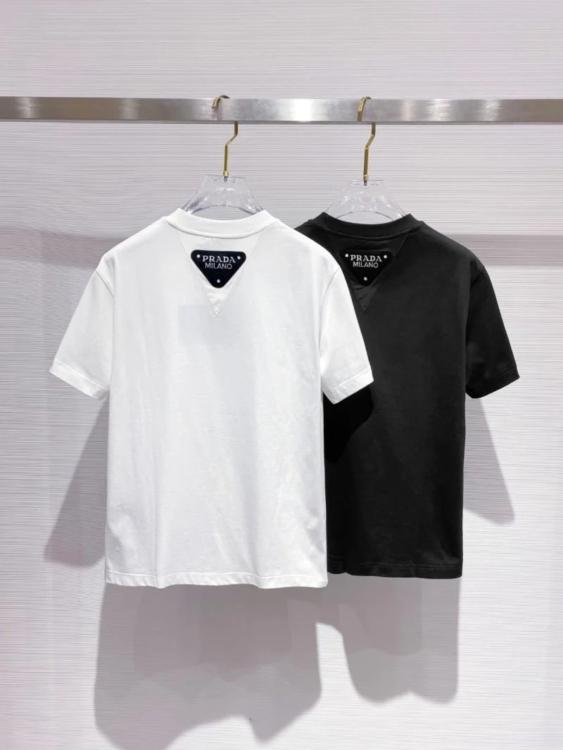 High fidelity Prada T-Shirts