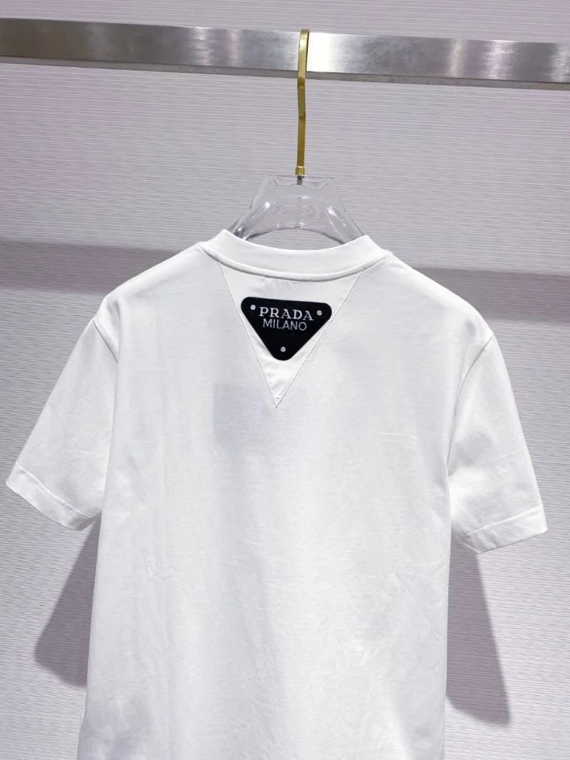 High fidelity Prada T-Shirts