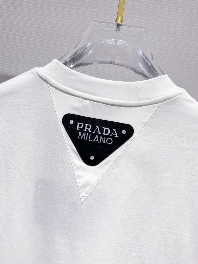 High fidelity Prada T-Shirts