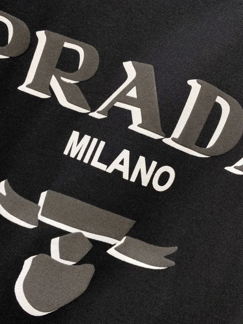 High fidelity Prada T-Shirts